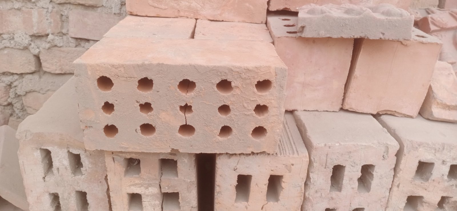 Hira Brick