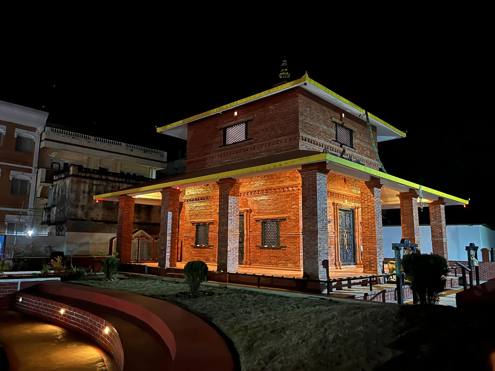 Hira Brick