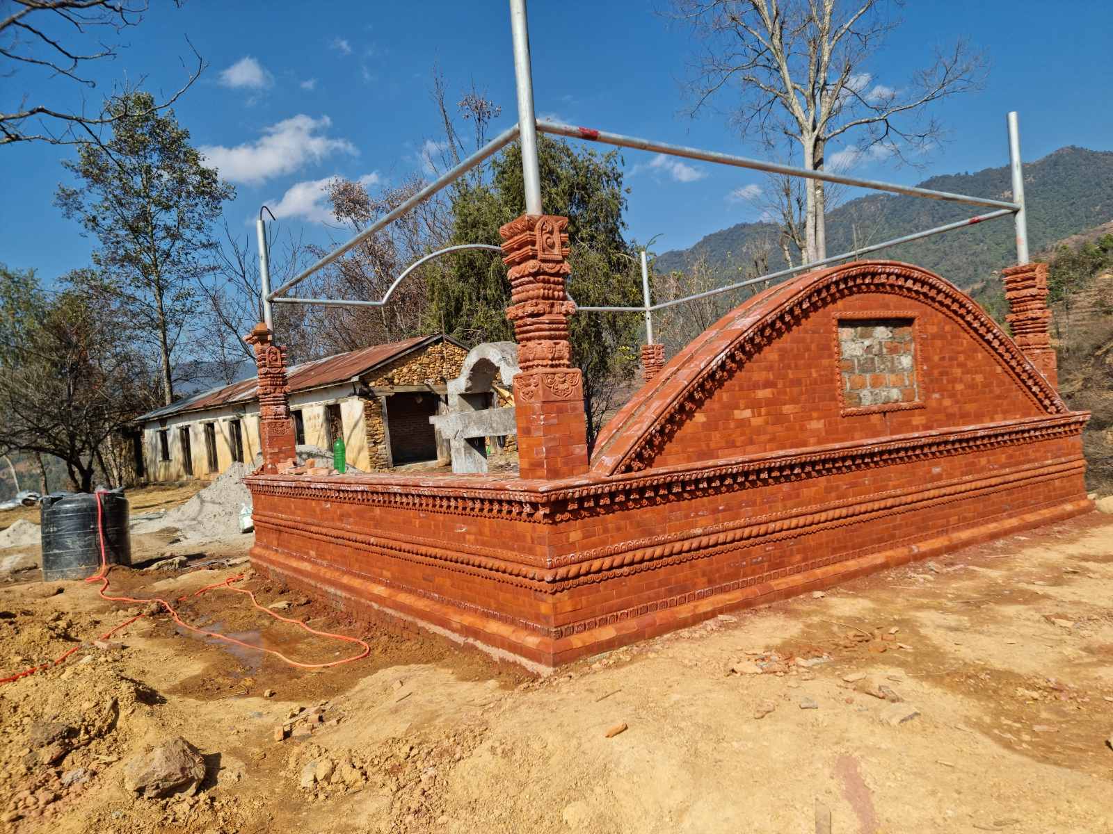 Hira Brick